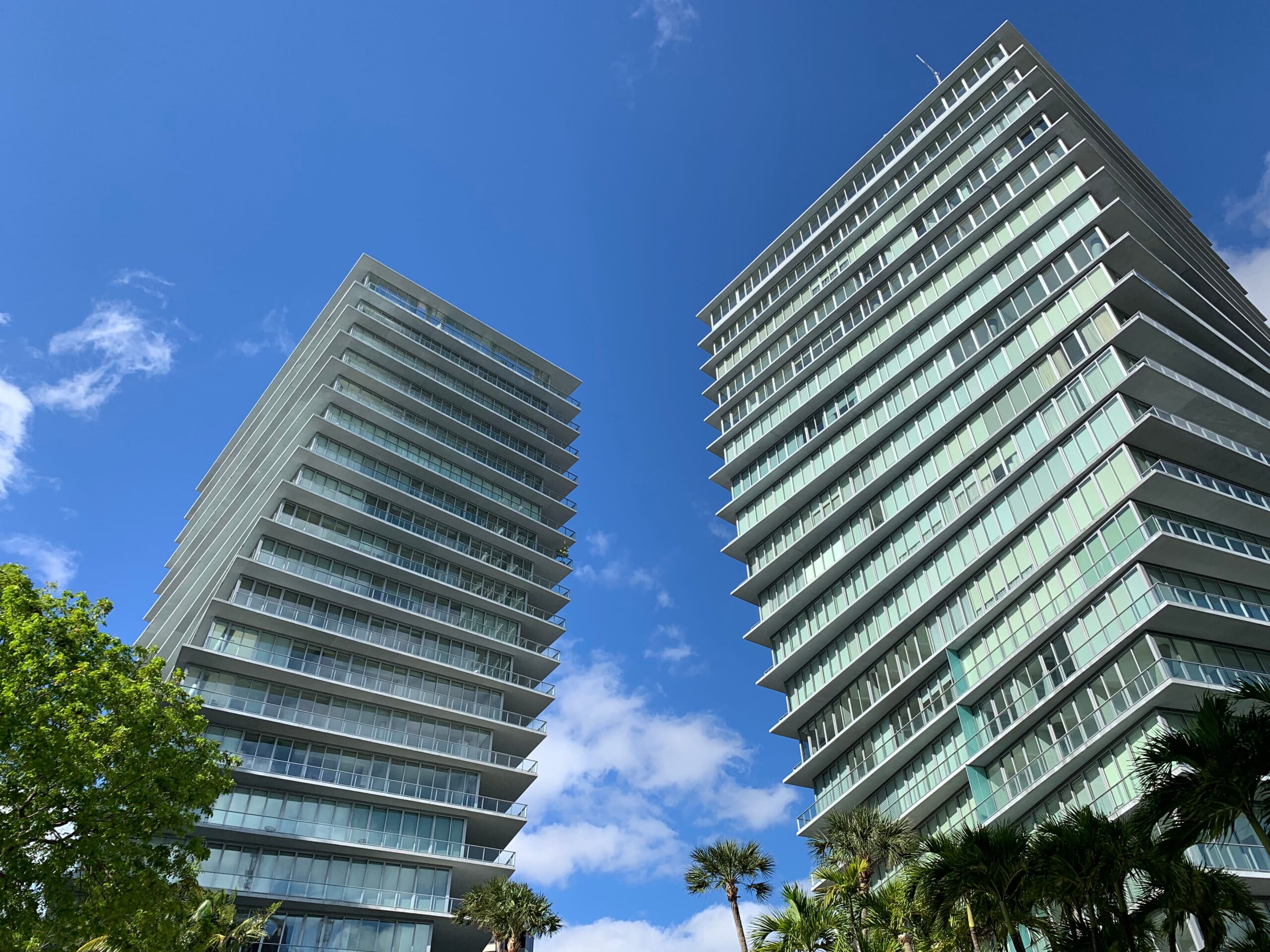 The Paramount Bay, High-Rise Project - Al-Farooq Corporation